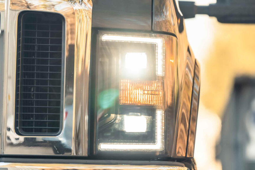 Ford Super Duty (08-10): Morimoto XB Hybrid LED Headlights - Winnipeg HID